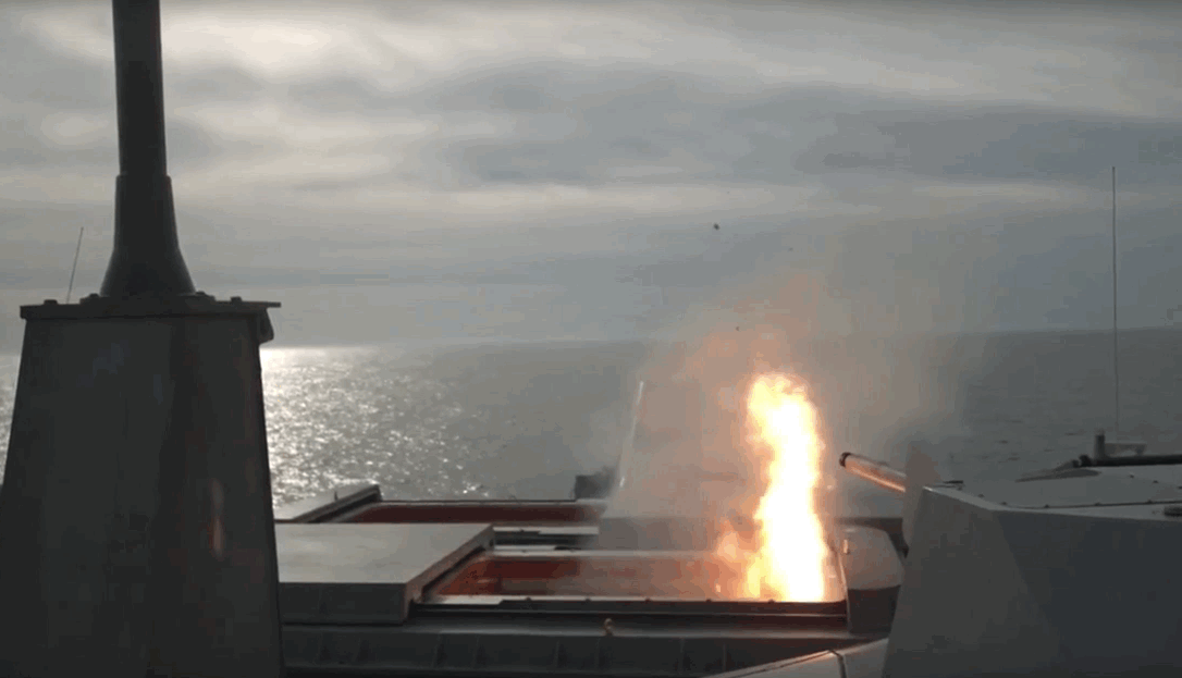 Watch the Navy Launch a Pirate-Fighting Hellfire Missile | Inverse