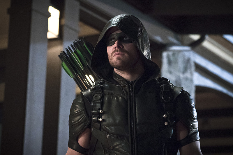 Fans Are Convinced Tommy is Prometheus in 'Arrow' Season 5 | Inverse