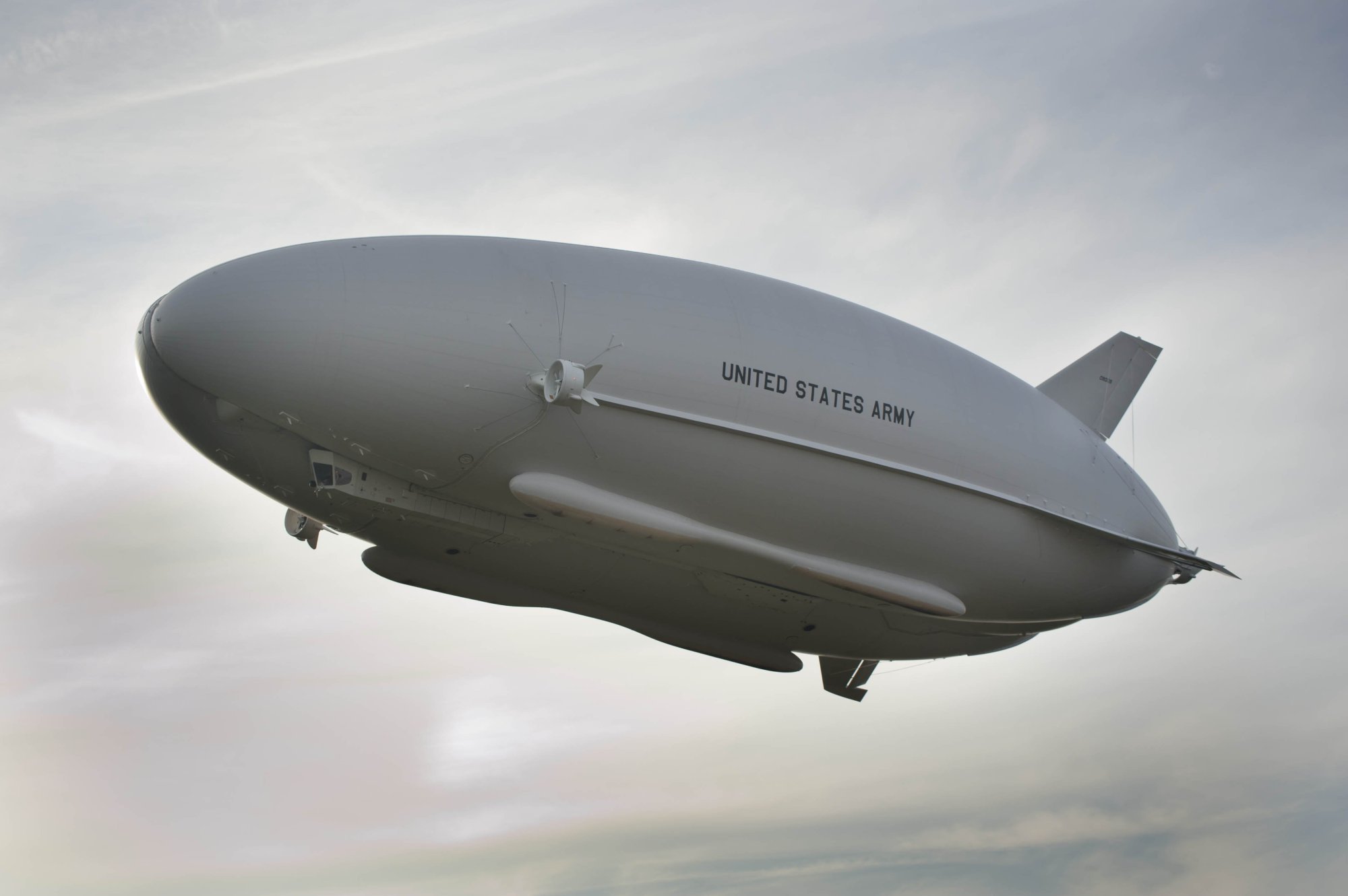 Airlander 10, World's Largest Aircraft, Set for Testing Over Skies of ...