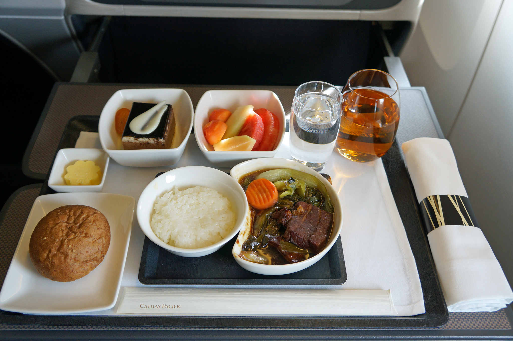 How Chefs Are Engineering Better Airplane Food | Inverse