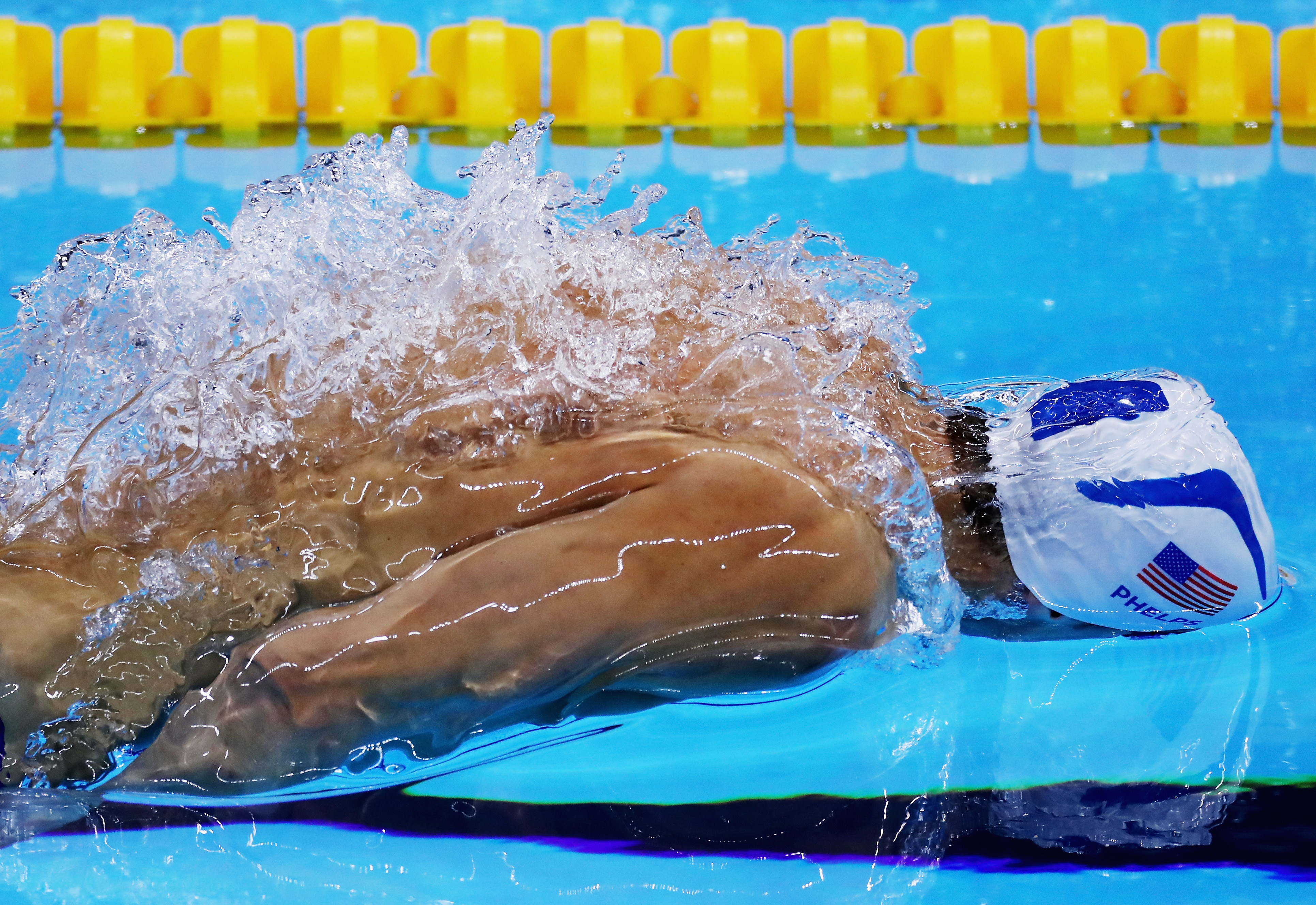 Michael Phelps Pees In The Pool But Science Still Says Thats Gross