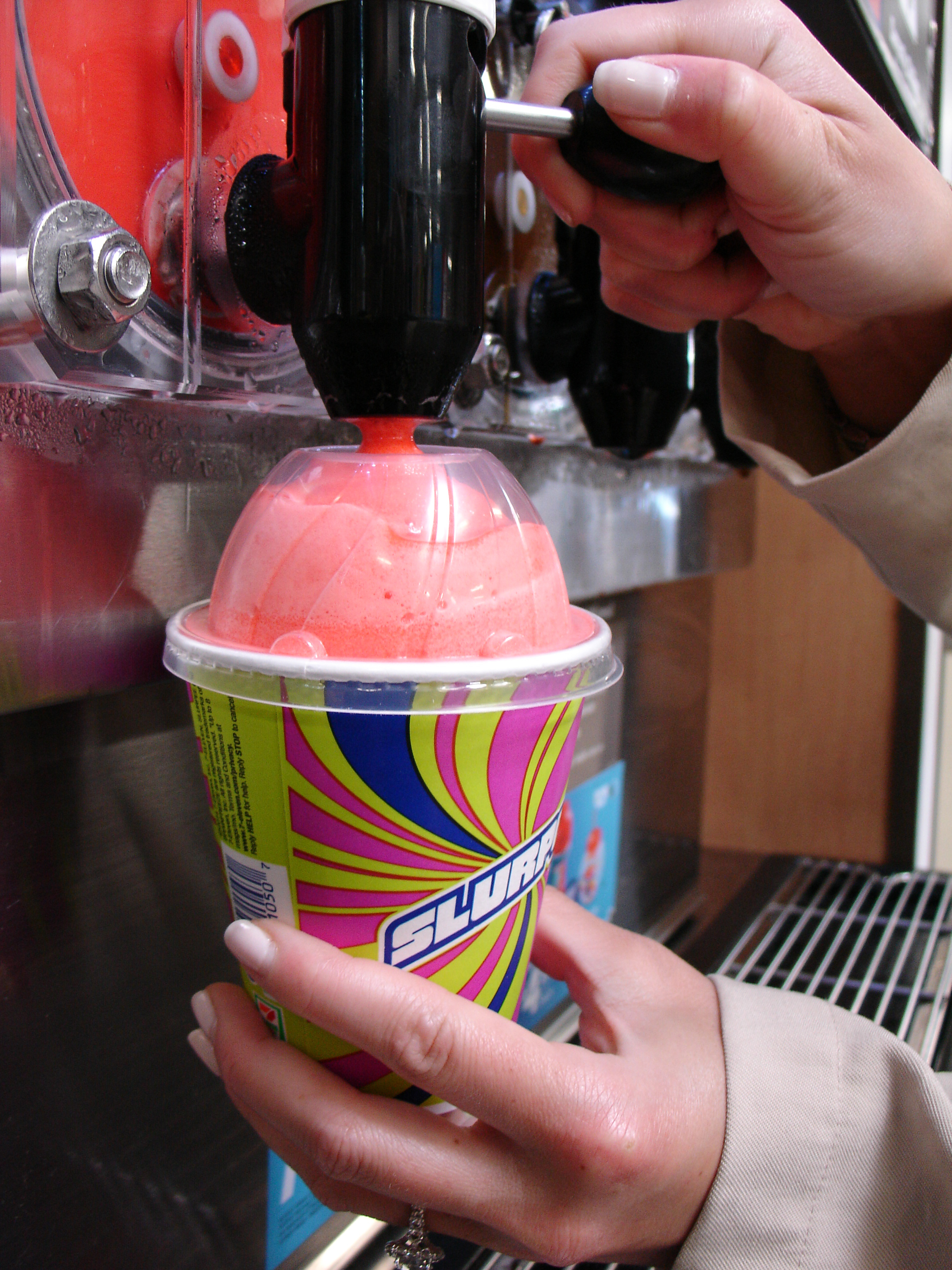 On 7-Eleven Day, and Every Day, Slurpees Are a Chemical Marvel | Inverse