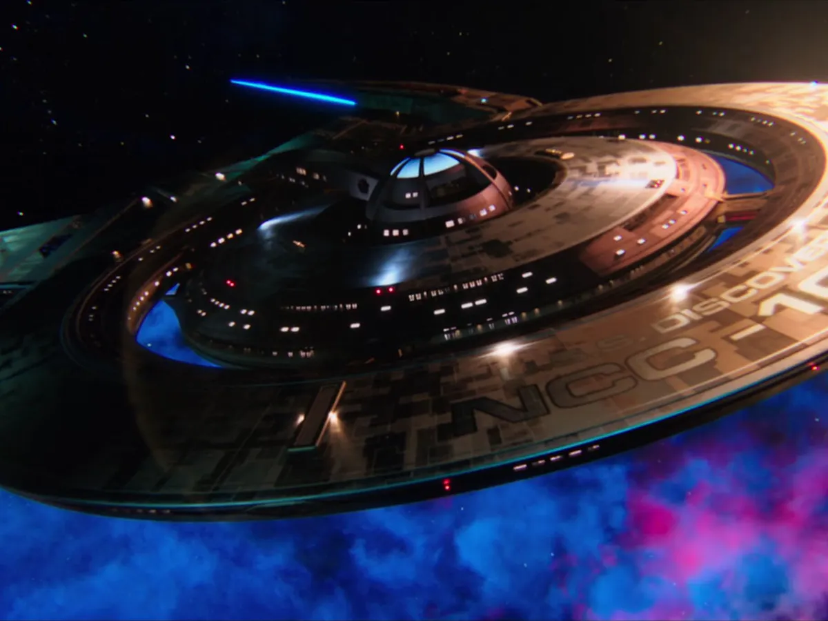'Star Trek: Discovery' Showrunners Talk USS Enterprise Canon | Inverse