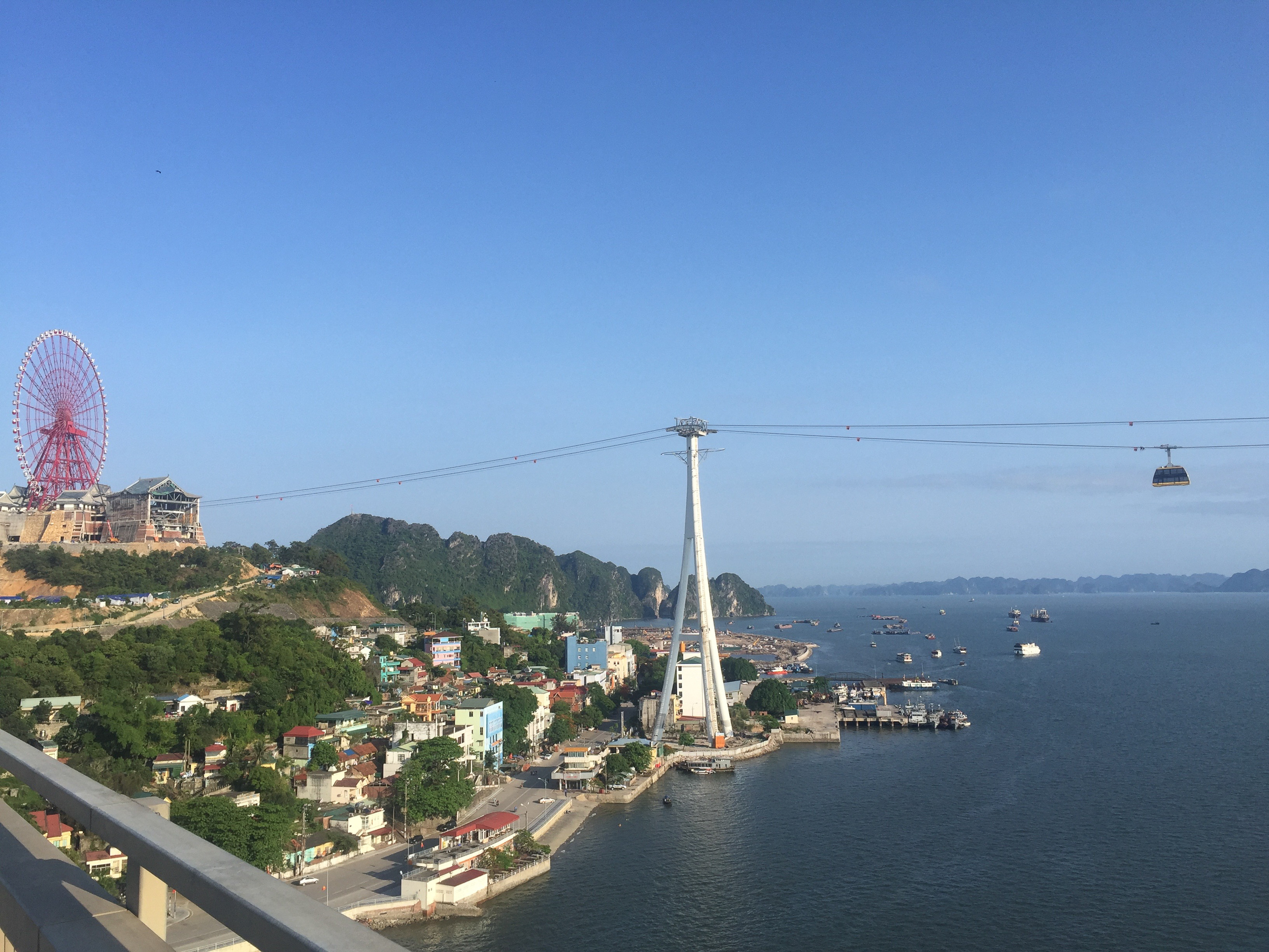 The Biggest Aerial Tramway on Earth is an Engineering Marvel | Inverse