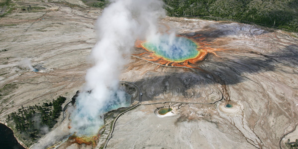 What Is a Caldera? How the Yellowstone Volcano Is One | Inverse