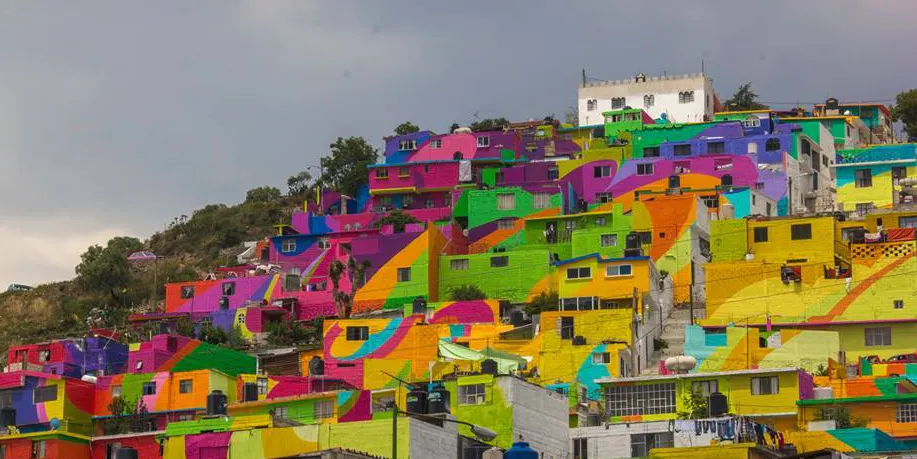 Palmitas, Mexico Has a Glorious 452-Home Mural | Inverse