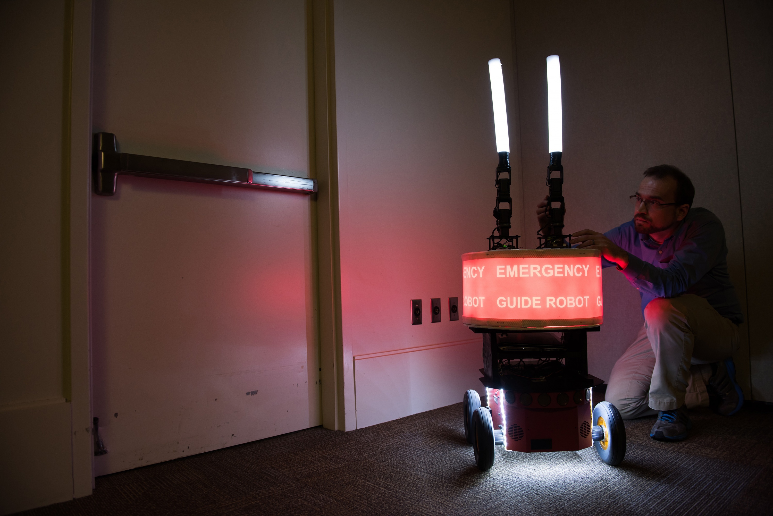 Smart People Trust Dumb Robots in Emergencies | Inverse