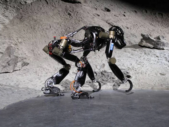 Where's the Mars Colonization Plan? Beneath Outdated Space Treaties ...