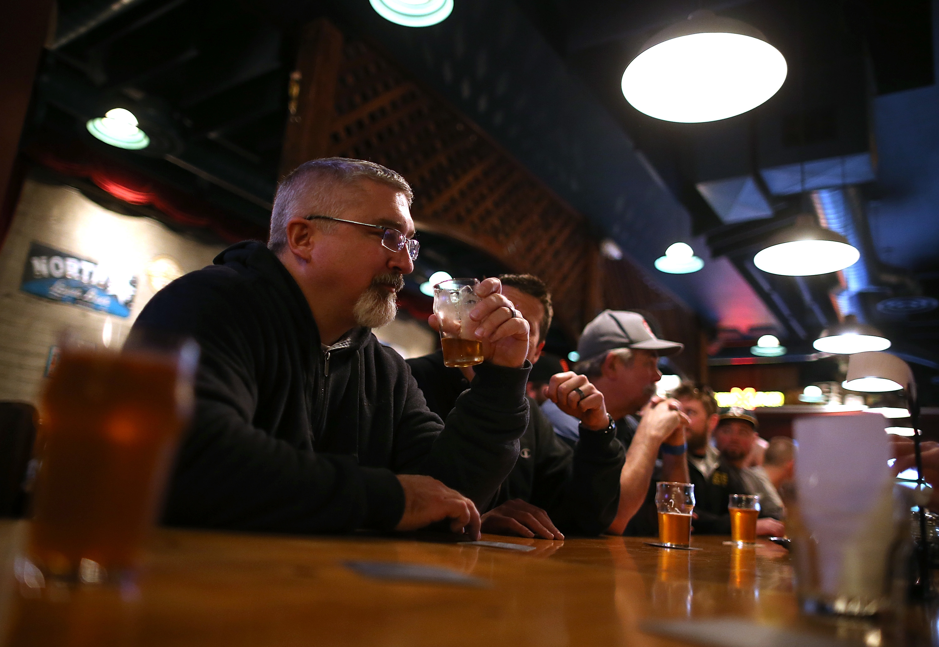 How to Get Buzzed, but Not Drunk | Inverse