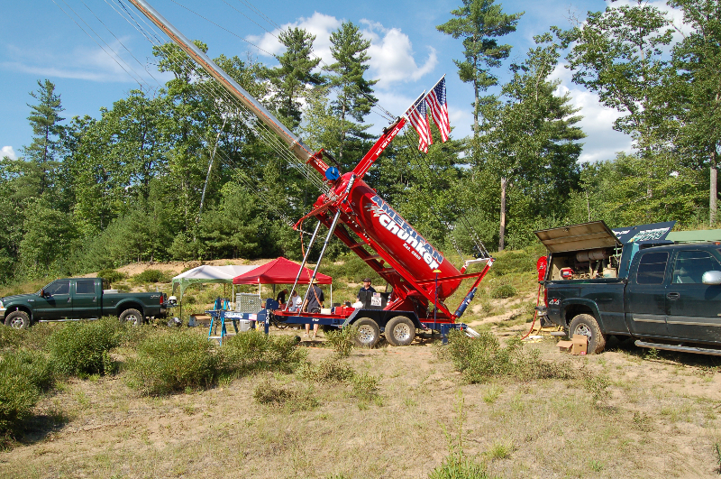 This Punkin Chunkin Team Plans to Shoot a Pumpkin a Mile With a Massive ...