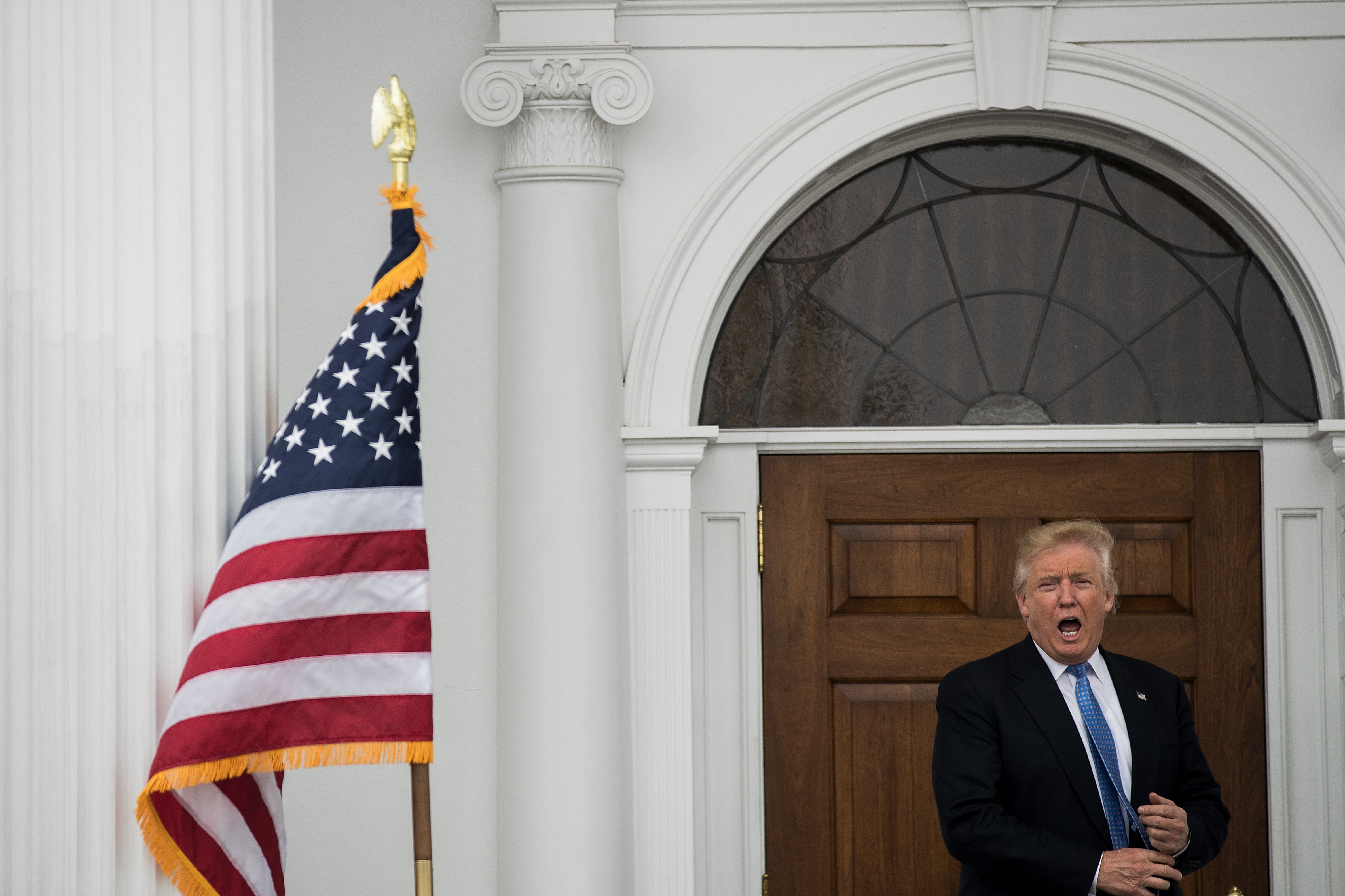 Donald Trump is Borrowing From Lex Luthor's Presidential Campaign ...