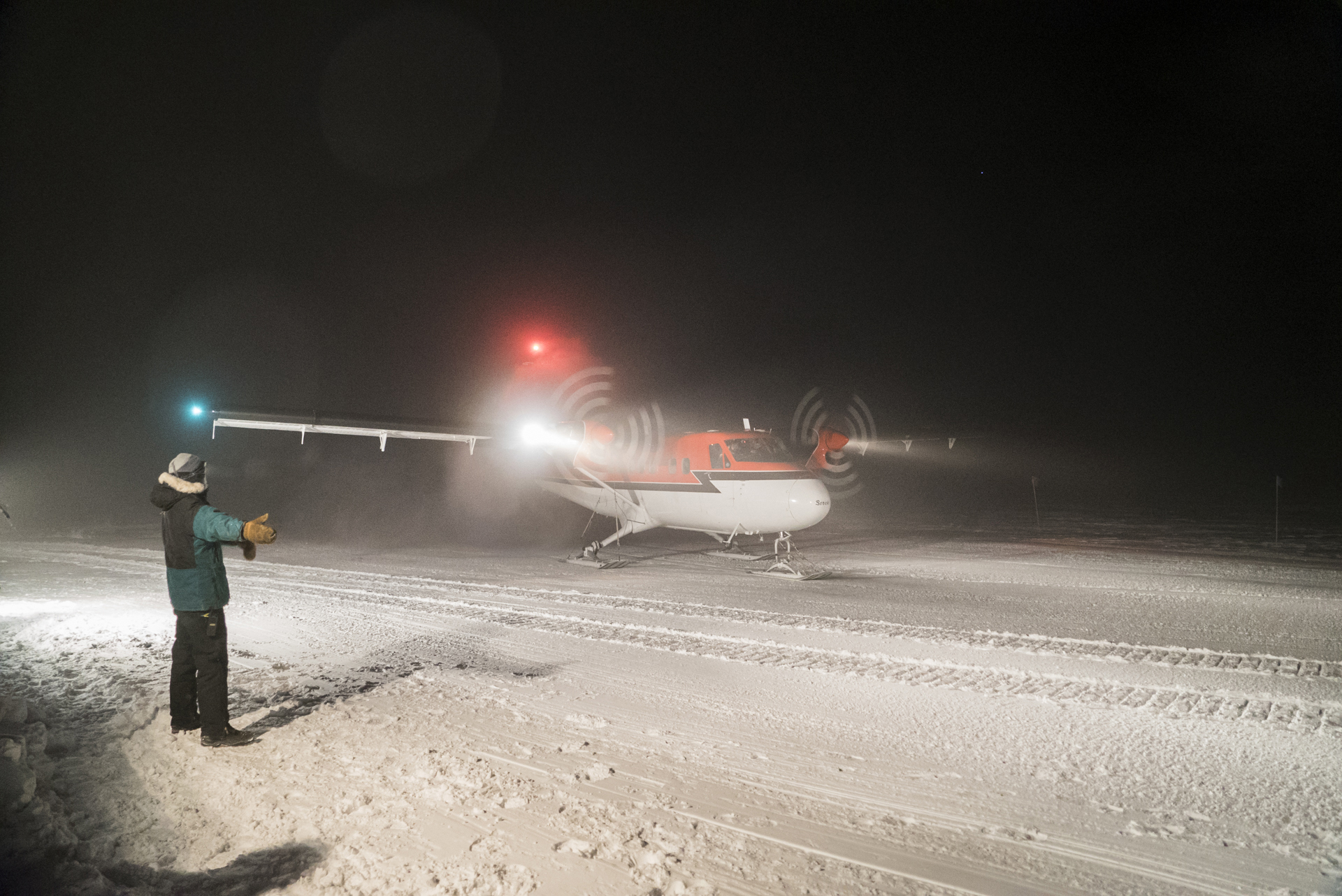 South Pole Rescue Flight Lands Safely Back in Rothera, Antarctica | Inverse
