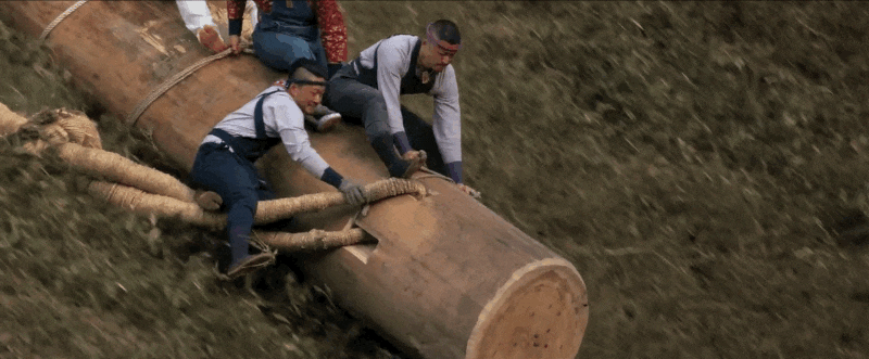 Watch the Japanese Onbashira Festival's Insanely Dangerous Downhill Log ...