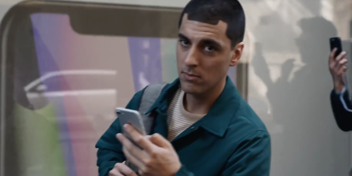 Watch: Samsung Slams iPhone X Design in New Commercial | Inverse