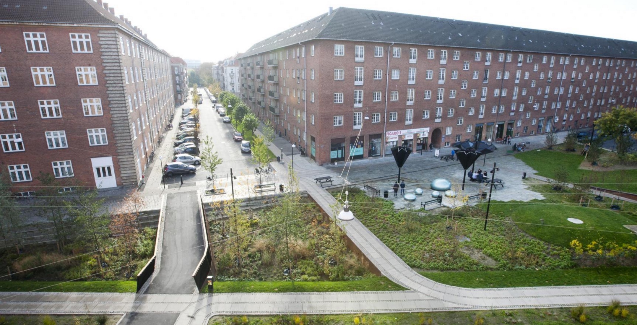 This Futuristic Urban Park Harnesses Energy From Bouncing Children ...