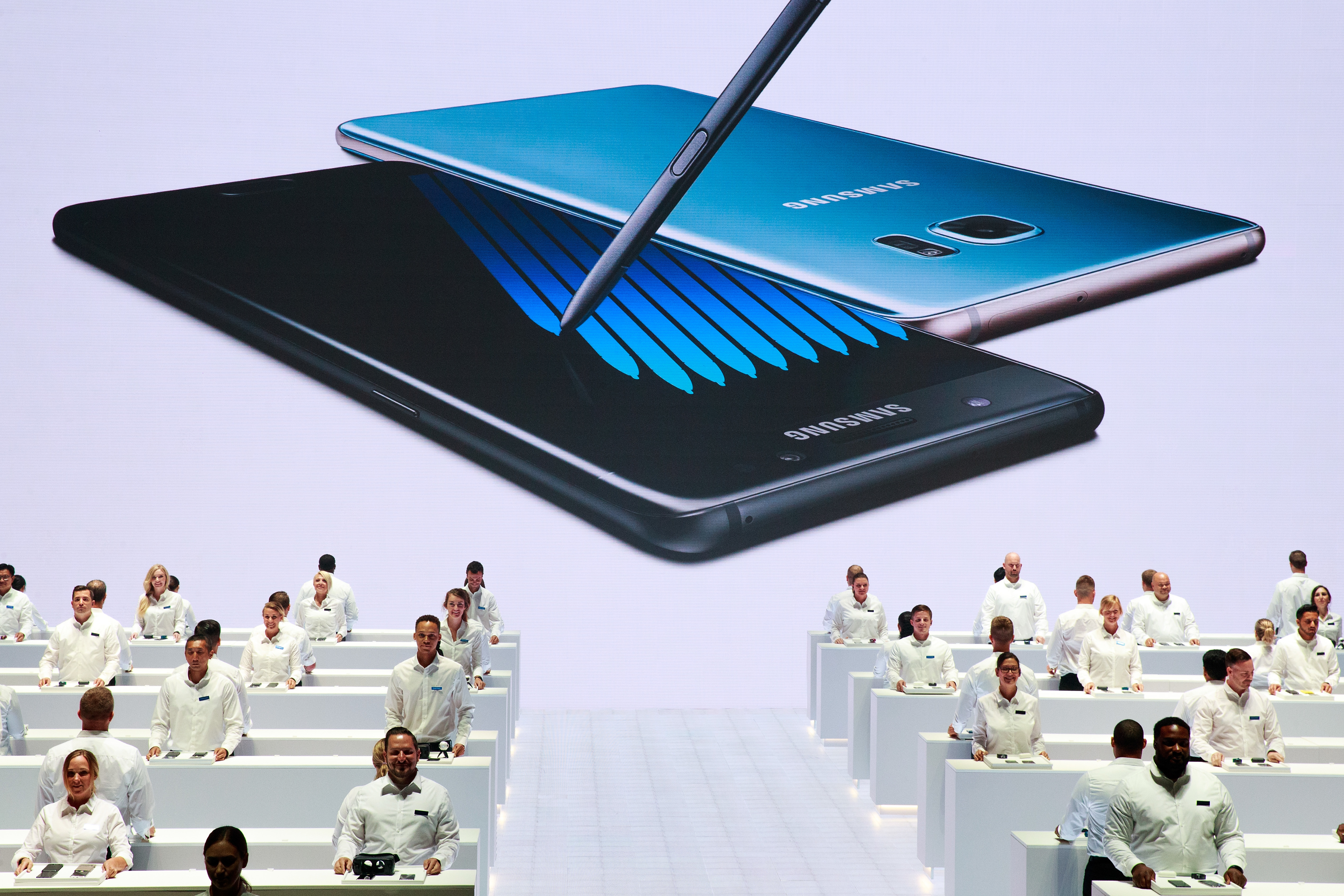 Samsung May Not Know Why the Note 7 Battery Exploded | Inverse