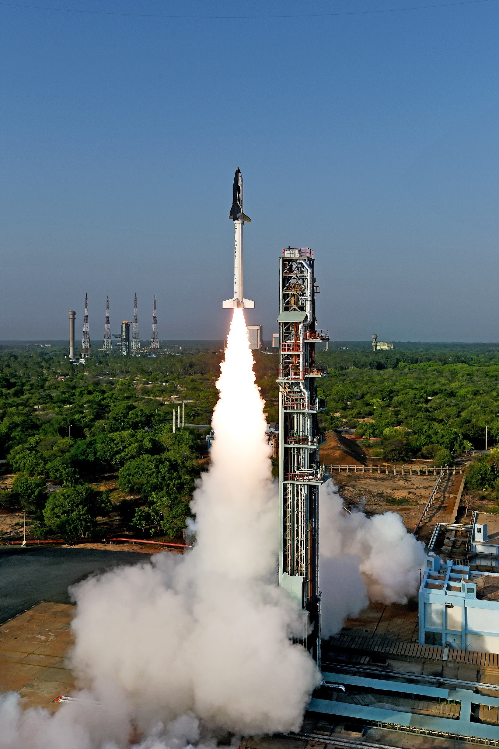 India Has Just Launched a Small-but-Mighty Reusable Space Shuttle | Inverse