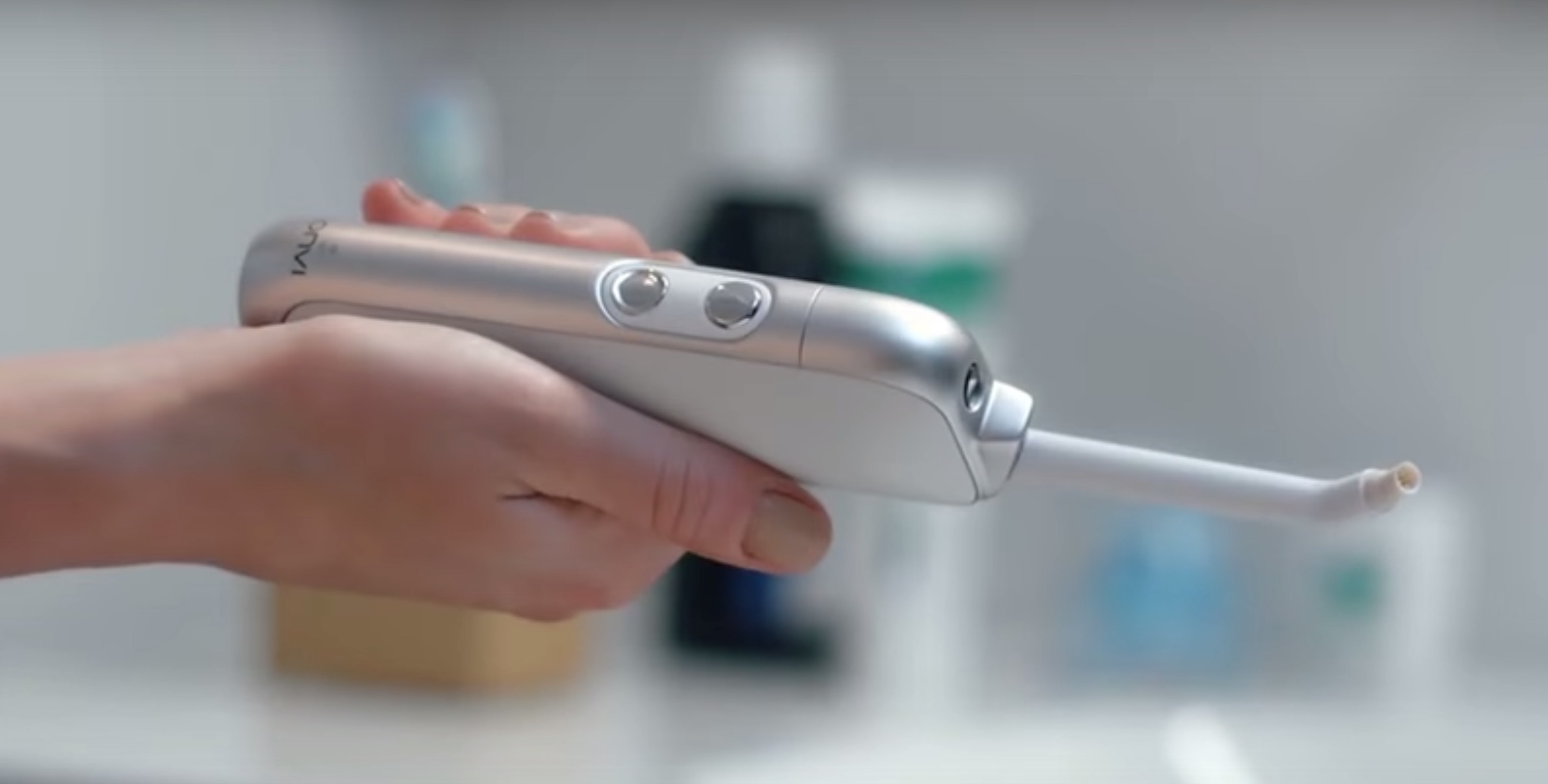 Smart-Video Toothbrush Prophix Recommends Better Techniques | Inverse
